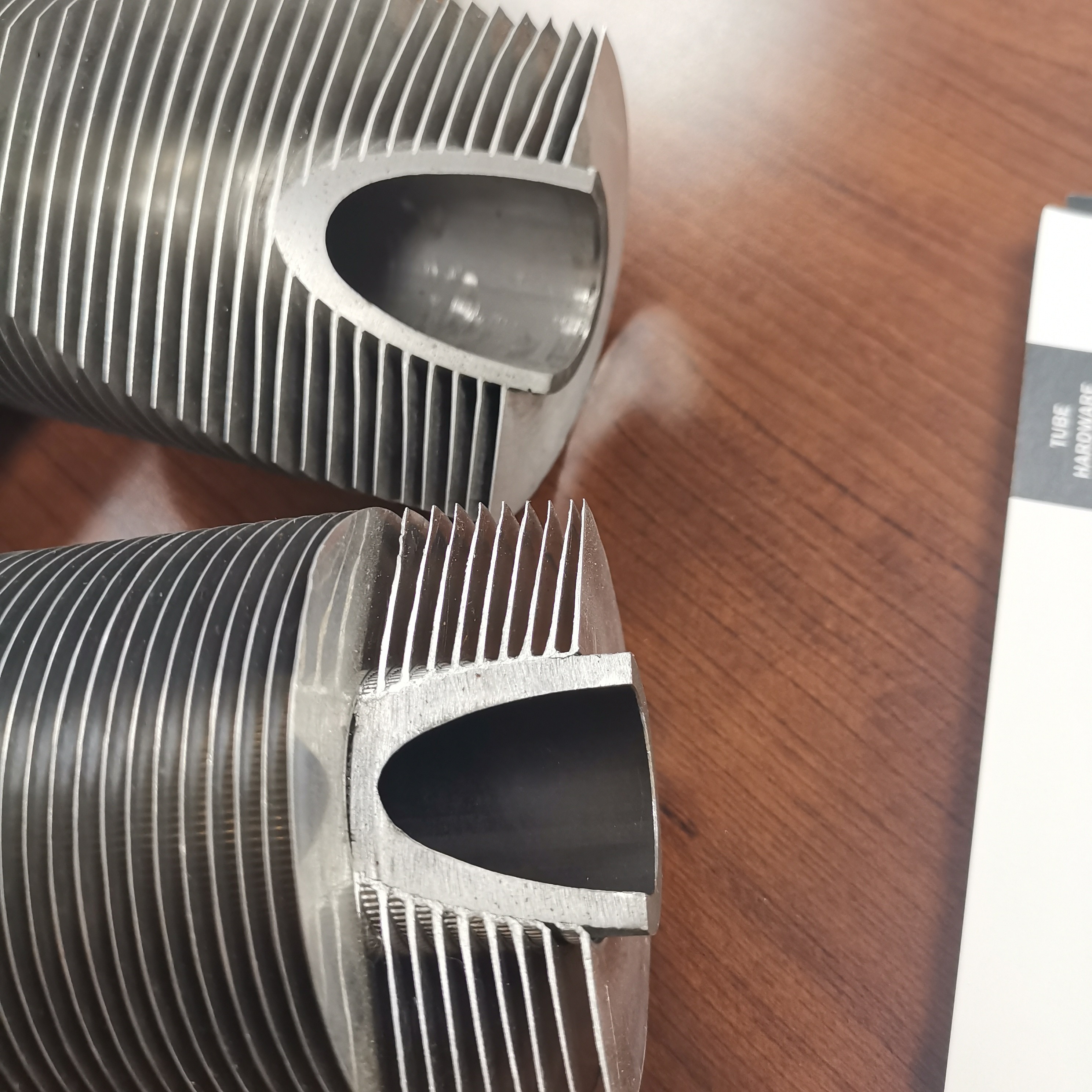 DELLOK KL Type Tension Wound Aluminum Knurled Embedded Fin Tube